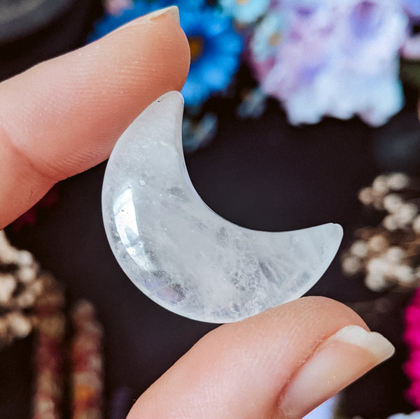 CLEAR QUARTZ MOON – ☽ LUNA CORVUS